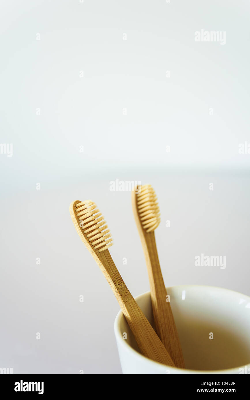 Toothbrush and toothpaste in cup hi-res stock photography and images ...