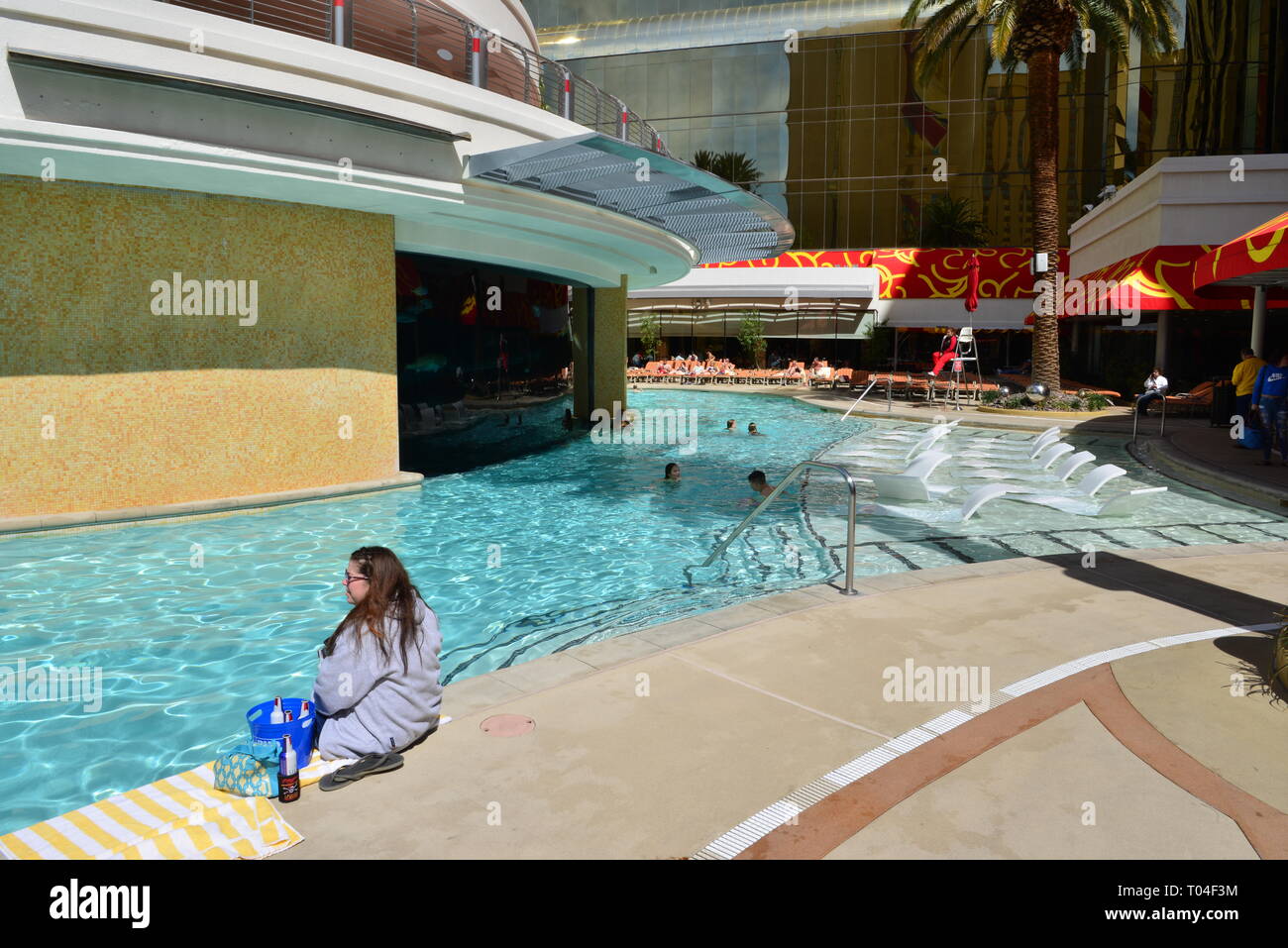 Golden nugget las vegas pool hi-res stock photography and images - Alamy