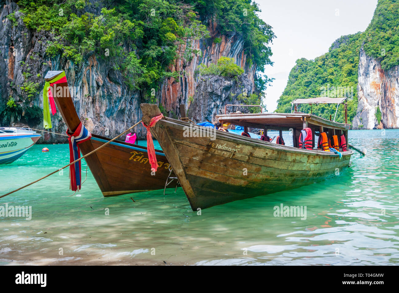Emerald bay tour boat hi-res stock photography and images - Alamy