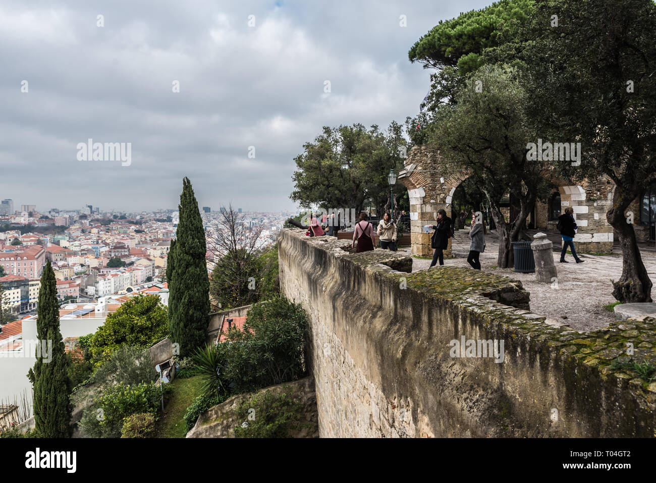 Tourism old historical monuments hi-res stock photography and images ...
