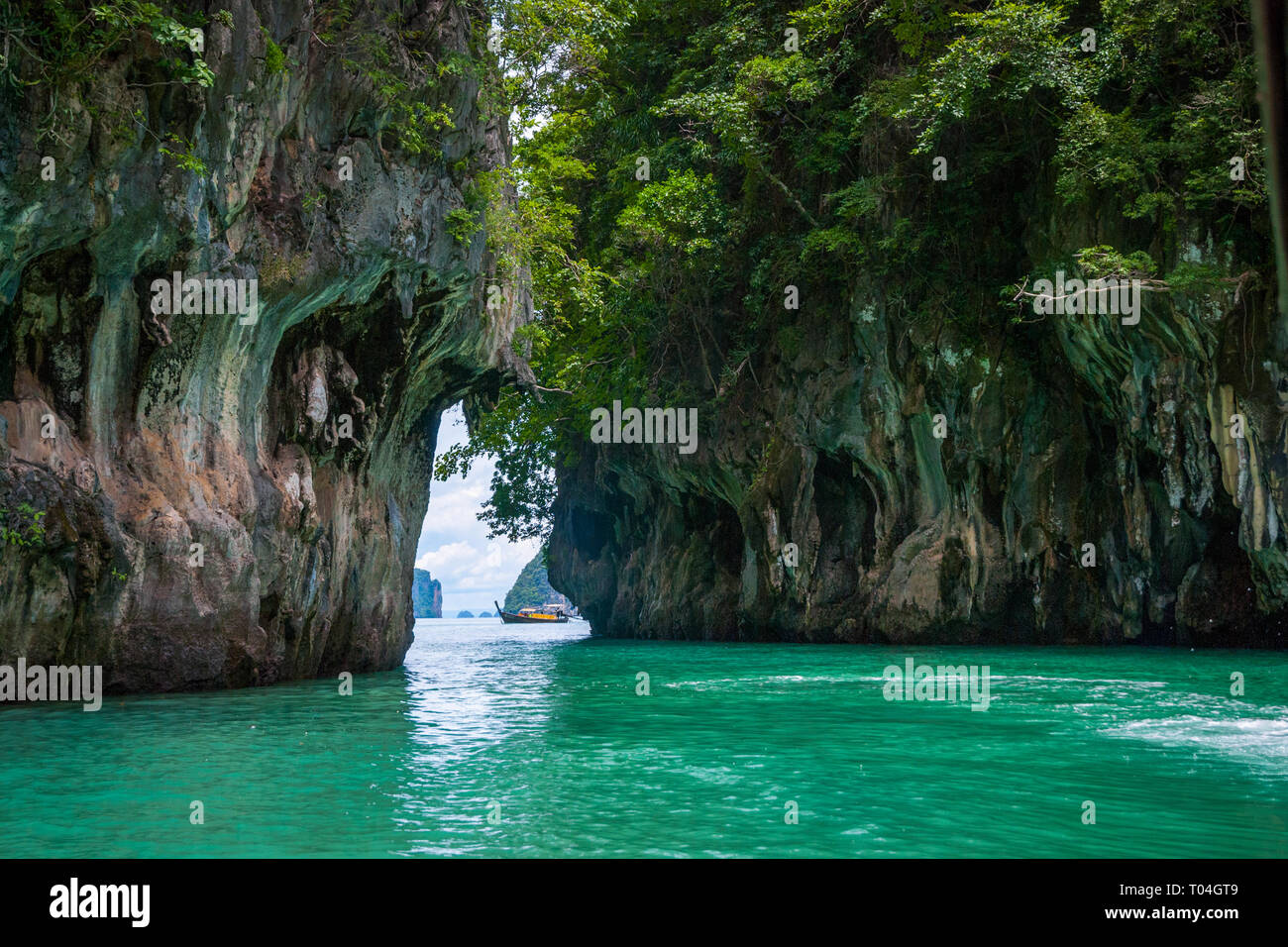Boat between the scenic islands, Krabi, Thailand Stock Photo - Alamy