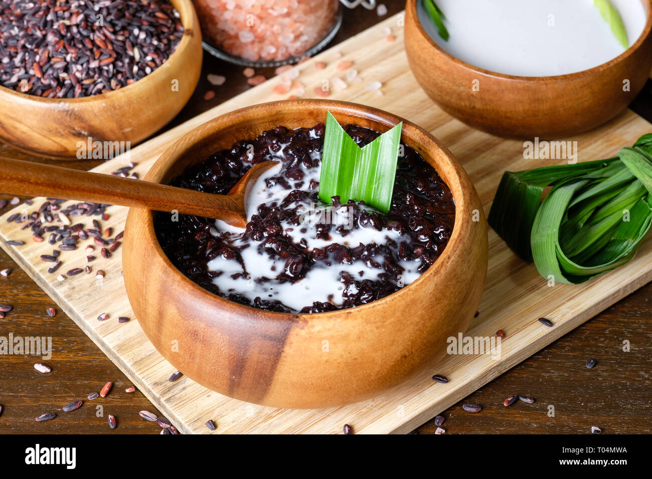 Black sticky rice hi-res stock photography and images - Alamy