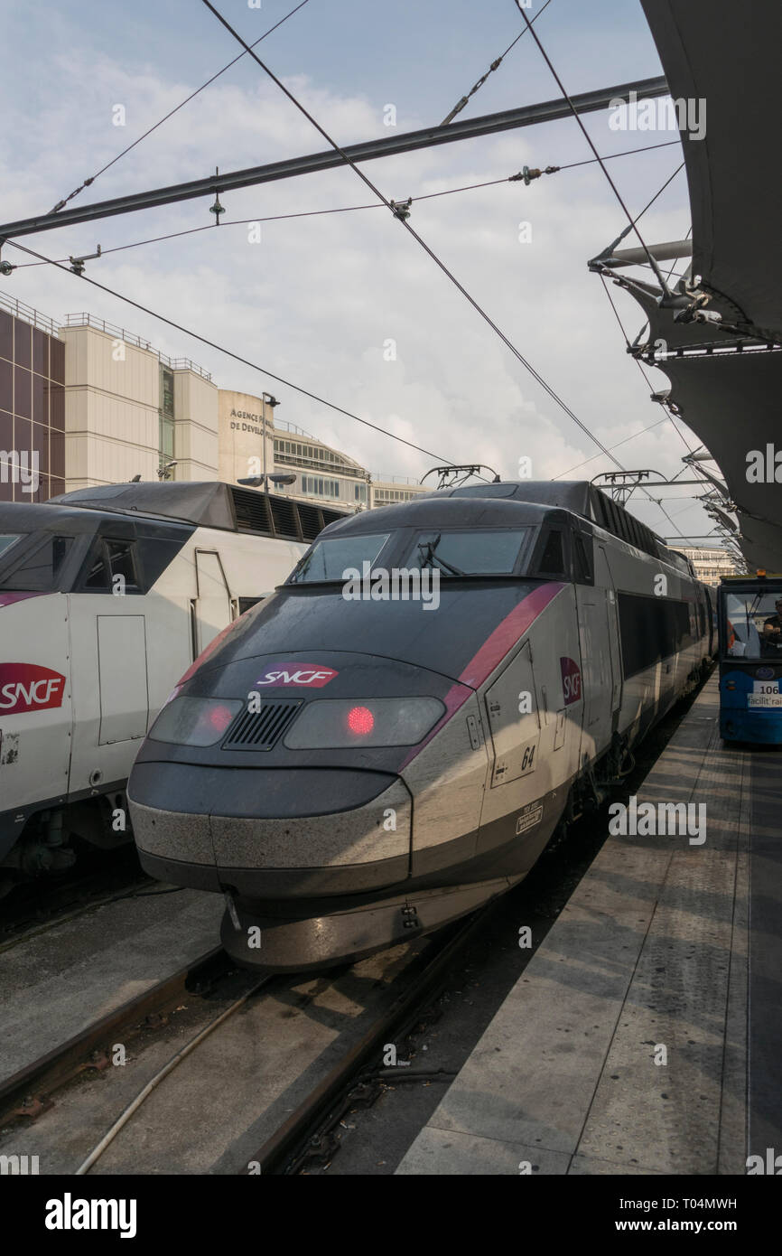 French Sncf Stations Stock Photos & French Sncf Stations Stock Images ...