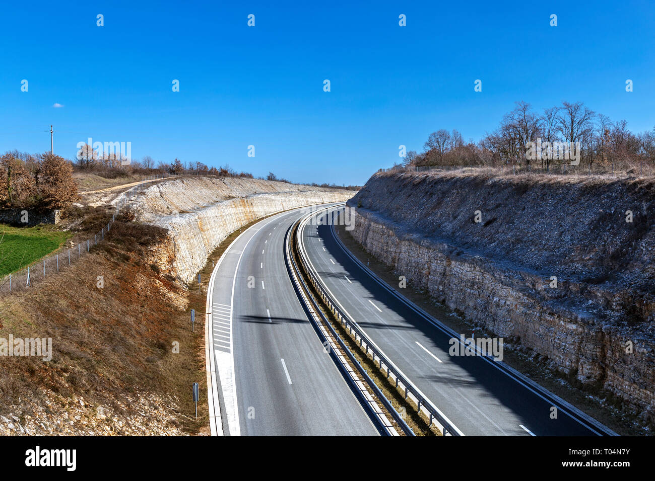 Road highway motorway lane hi-res stock photography and images - Alamy
