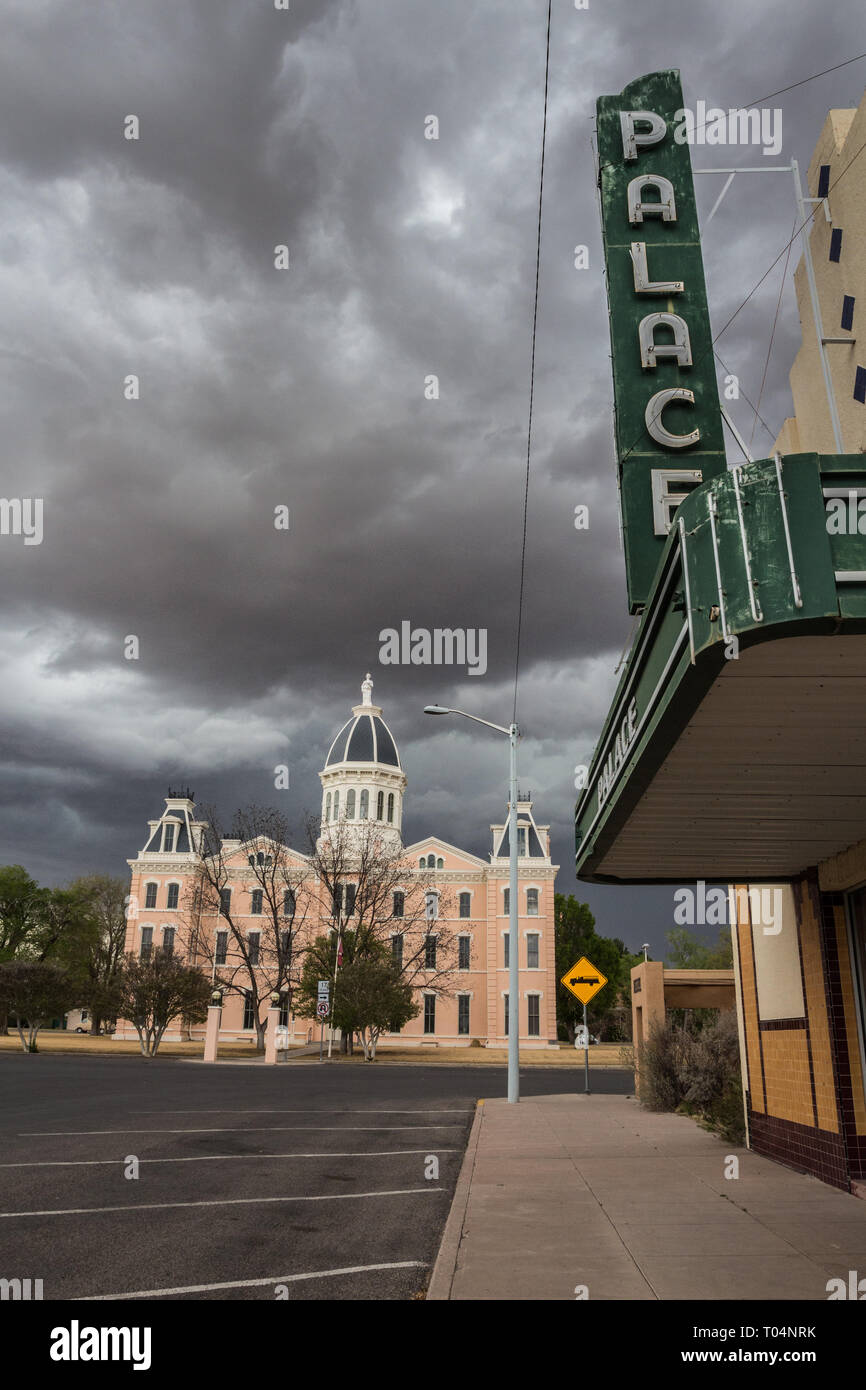 Marfa texas sign hi-res stock photography and images - Alamy
