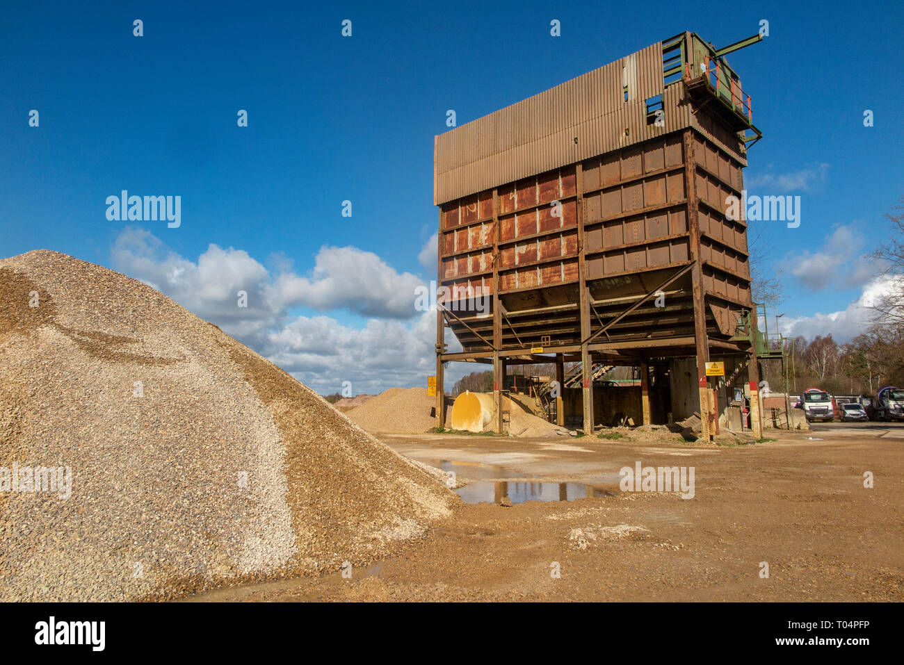 Readymix concrete plant hi-res stock photography and images - Alamy
