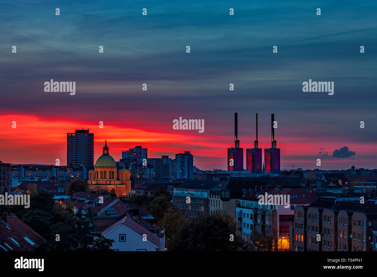Hanover city skyline on colorful sunset sky Stock Photo - Alamy