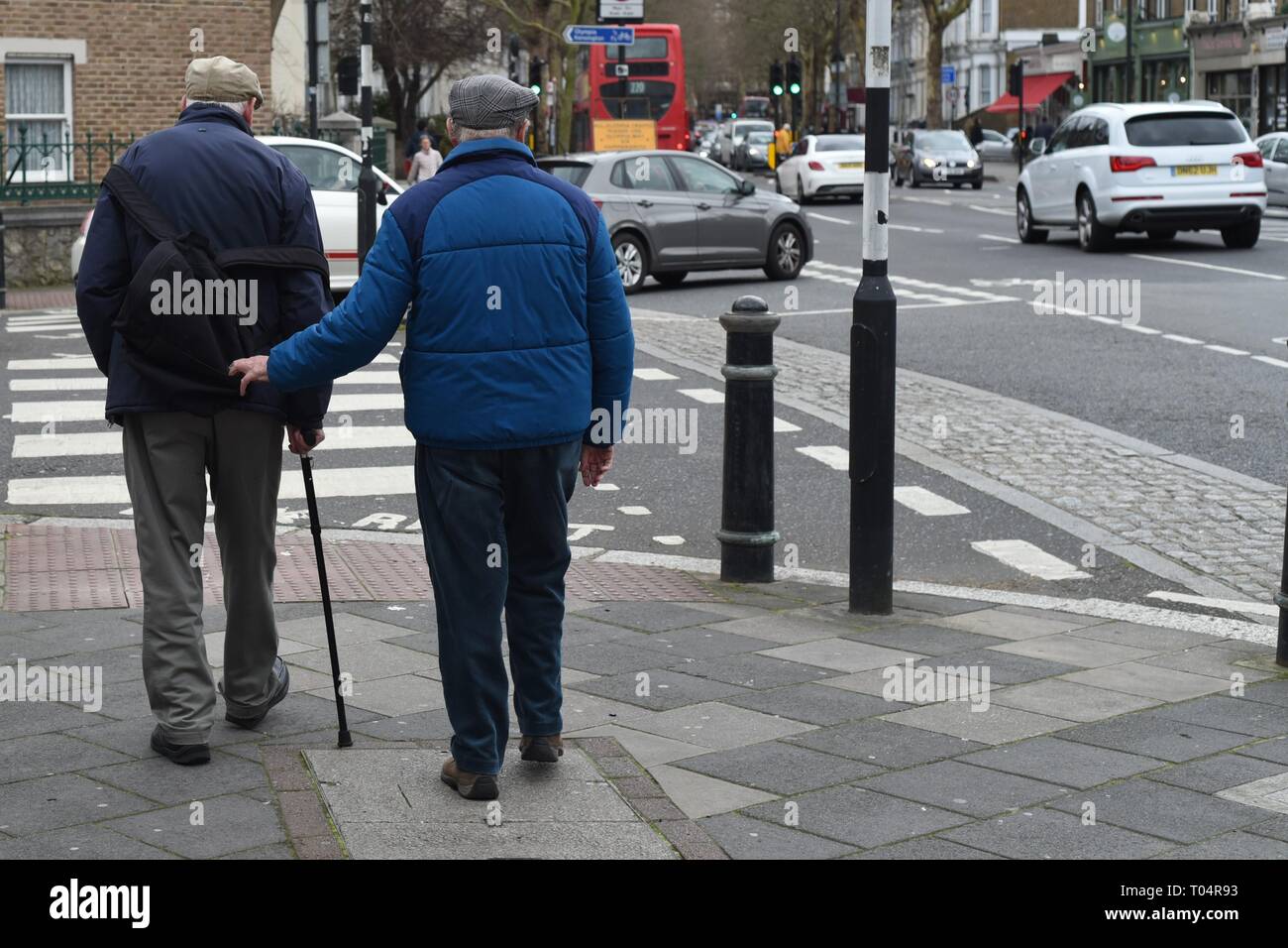 Old mates hi-res stock photography and images - Alamy