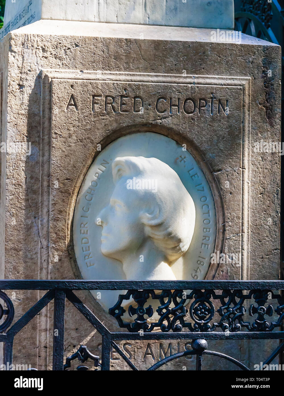 Tomb of Frederic Chopin, famous Polish composer, at Pere Lachaise ...