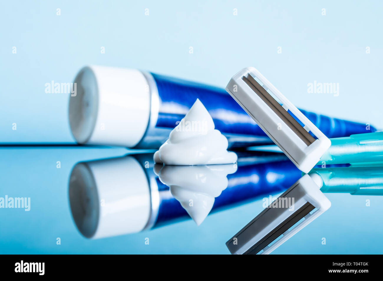 Shaving cream disposable razor hi-res stock photography and images - Alamy