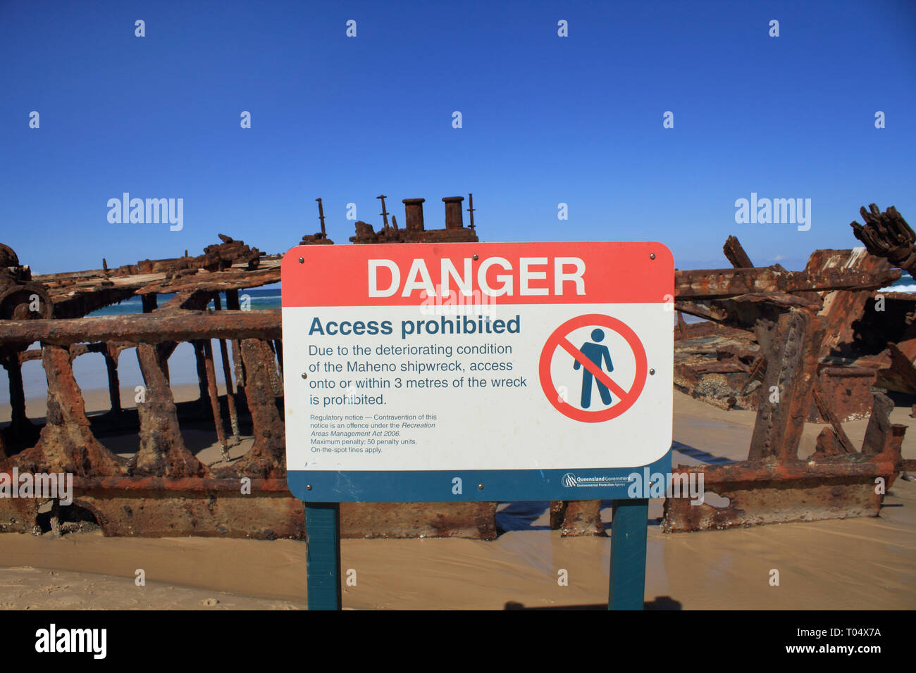 danger sign - The SS Maheno ship wreck on Fraser Isand. It was wrecked ...