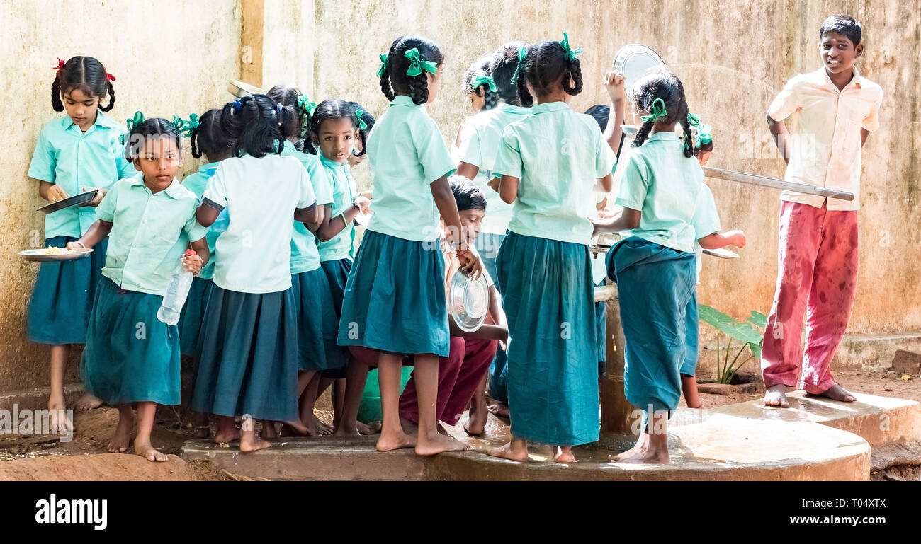 Schoolchildren uniform usa hi-res stock photography and images - Alamy