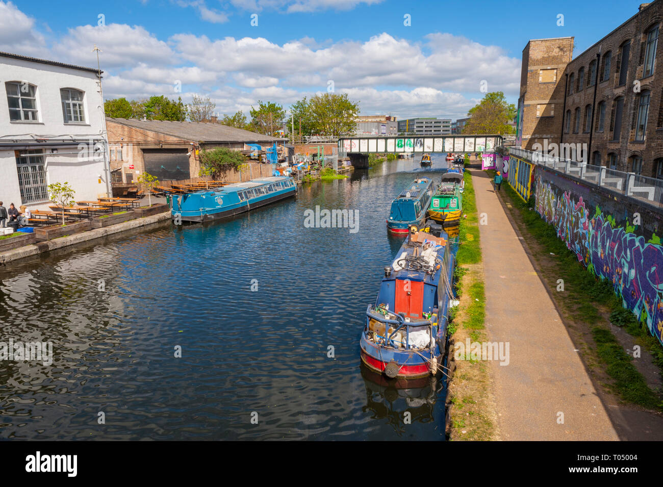 The river Lea from Carpenters road bridge Stock Photo - Alamy