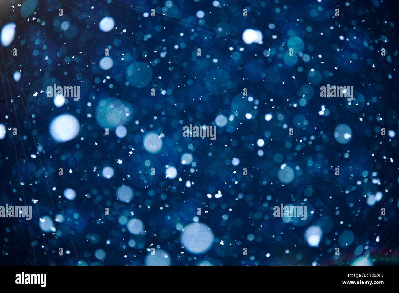 Light blue bokeh shine bright hi-res stock photography and images - Alamy