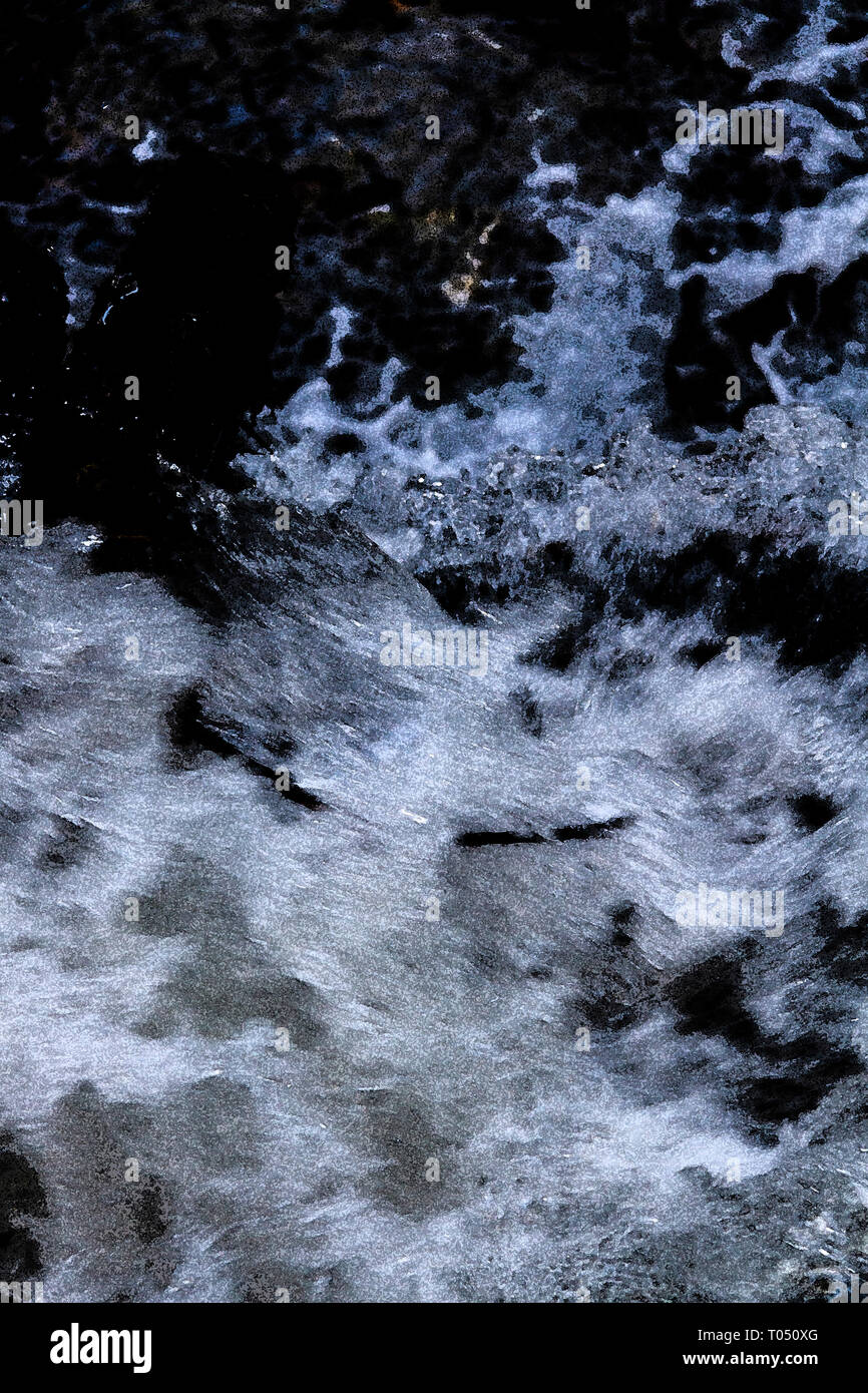 Rushing water vertical hi-res stock photography and images - Alamy