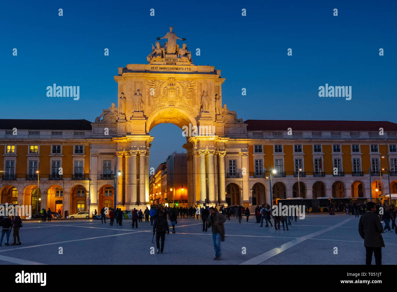 Arco triunfo lisbon portugal europe hi-res stock photography and images ...