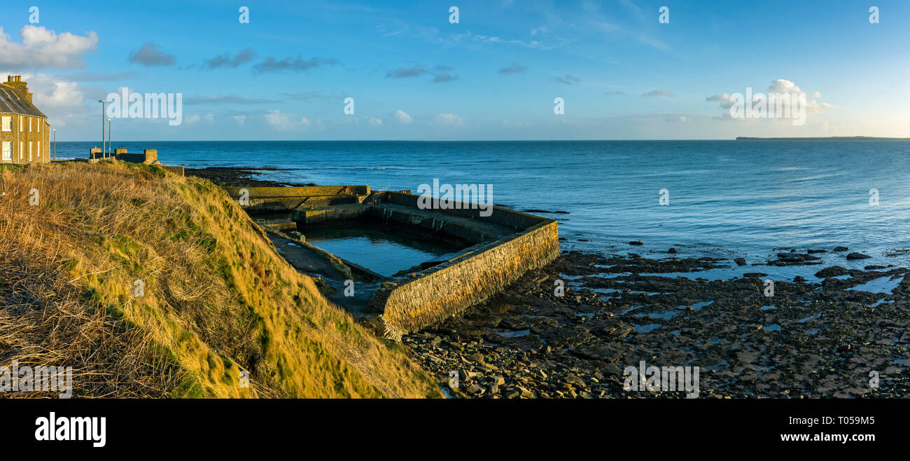 The harbour at Keiss, built c1820. Caithness, Scotland, UK Stock Photo ...