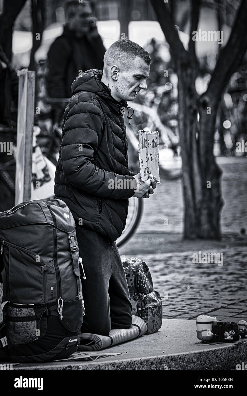 Street Portraits in Black and White Dramatic Stock Photo - Alamy
