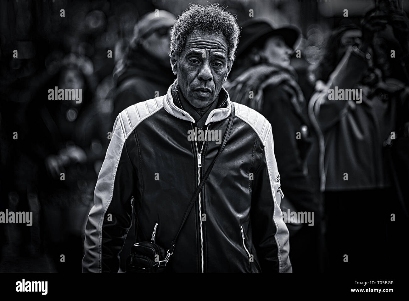 Street Portraits in Black and White Dramatic Stock Photo - Alamy