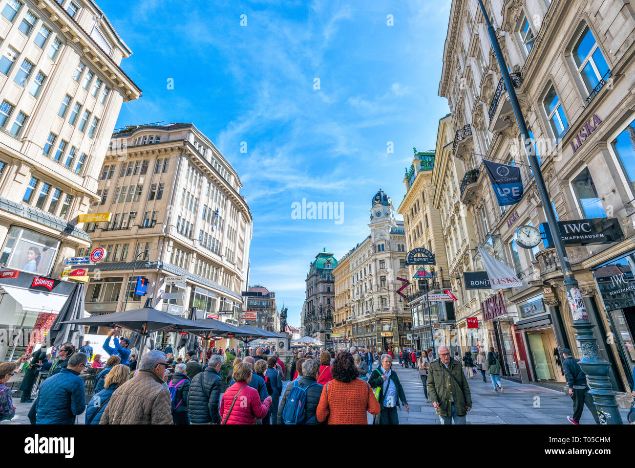 Vienna september tourists on hi-res stock photography and images - Alamy