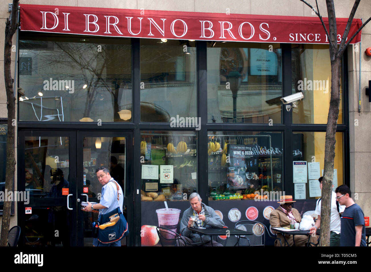 Di bruno bros hi-res stock photography and images - Alamy