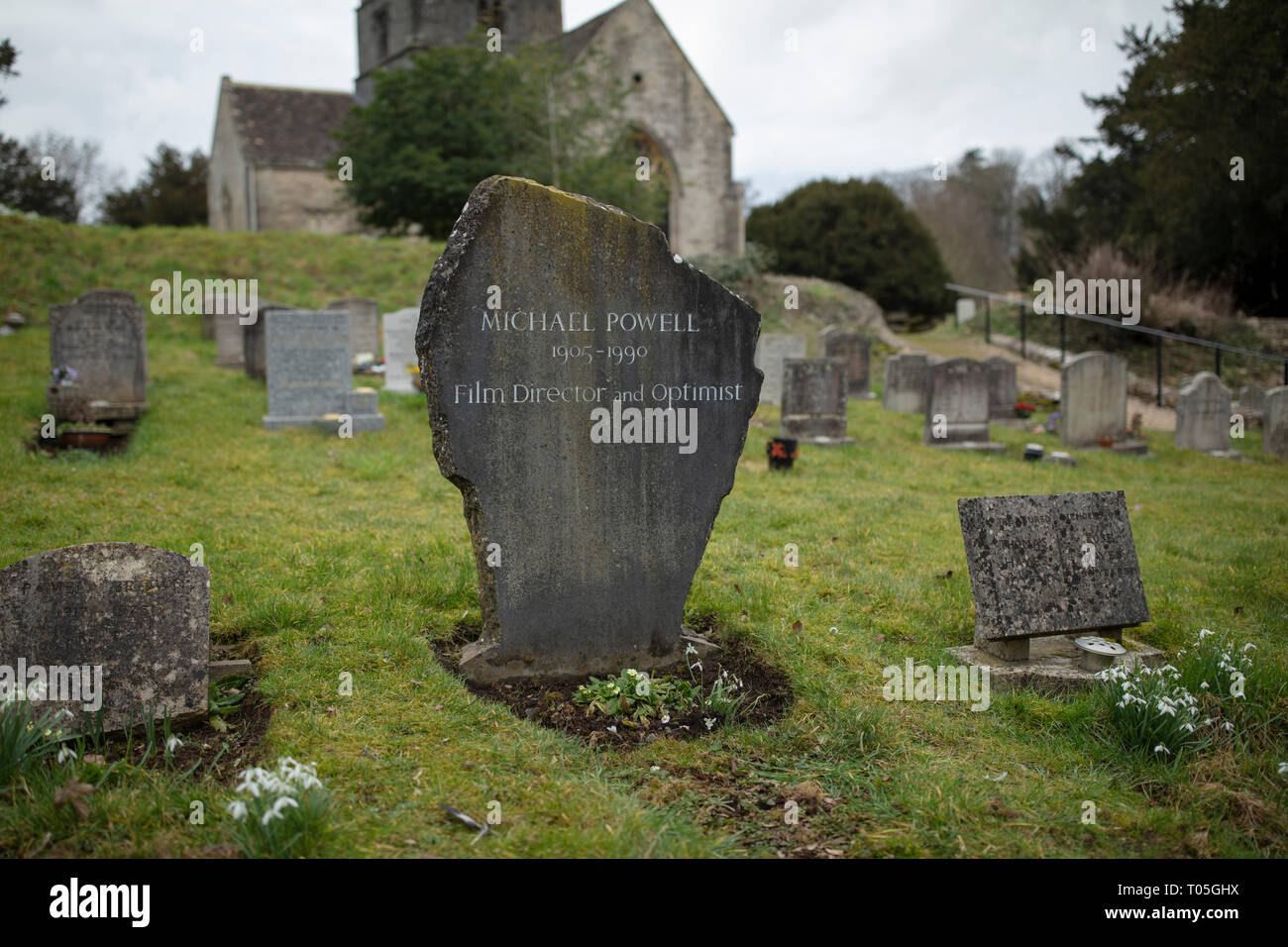 Avening church hi-res stock photography and images - Alamy