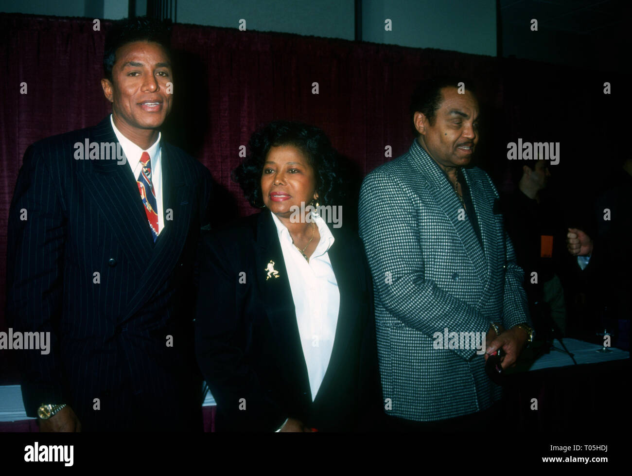 LAS VEGAS, NV - FEBRUARY 19: (L-R) Singer Jermaine Jackson, Katherine ...