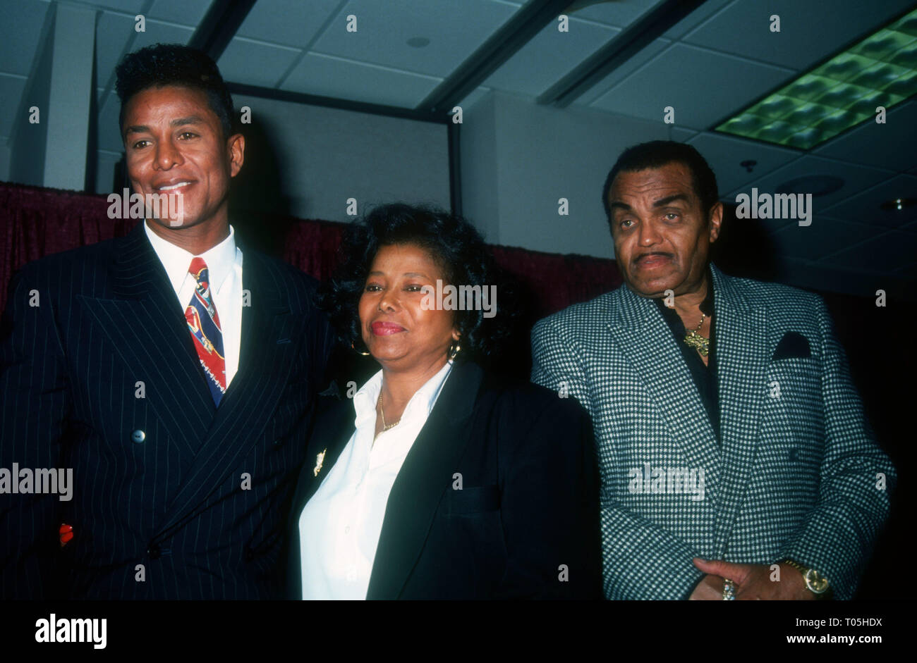LAS VEGAS, NV - FEBRUARY 19: (L-R) Singer Jermaine Jackson, Katherine ...