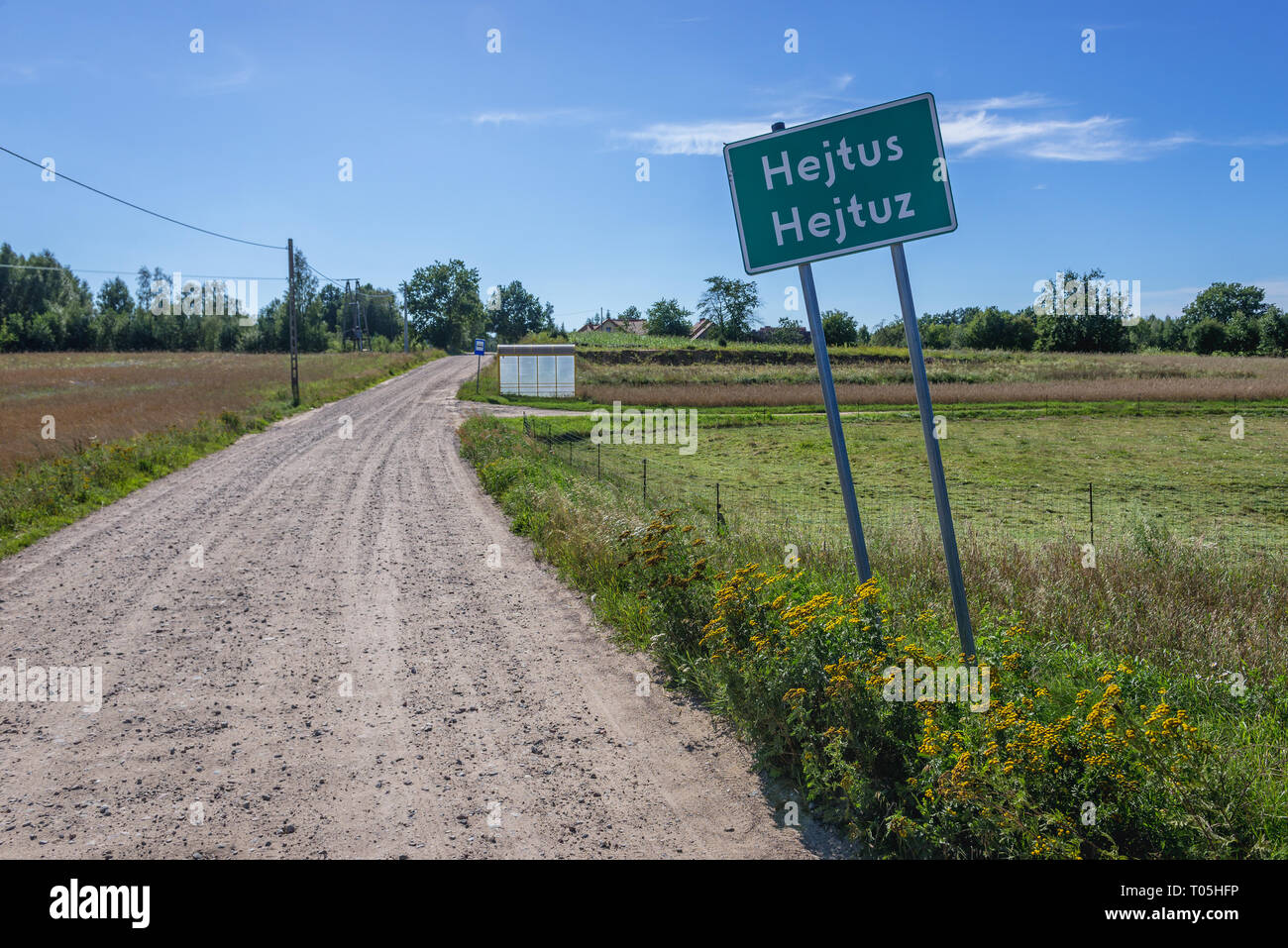 Double language sign hi-res stock photography and images - Alamy