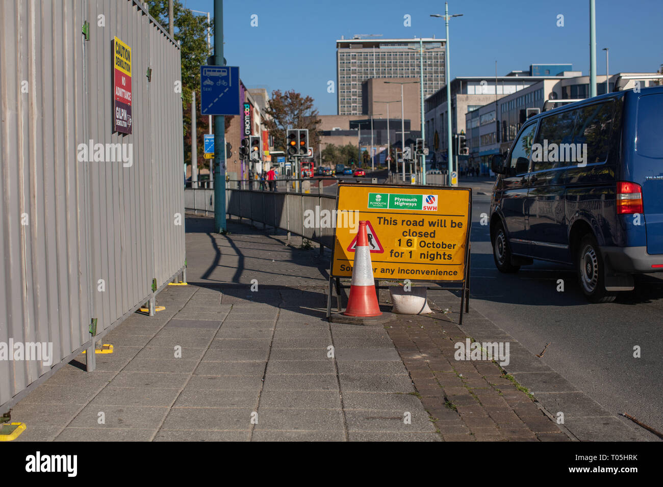 Plymouth road signs hi-res stock photography and images - Alamy