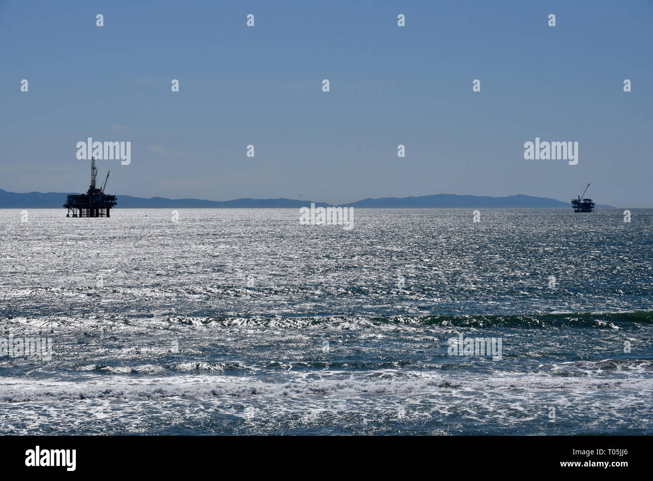 Offshore oil rig off huntington beach hi-res stock photography and ...