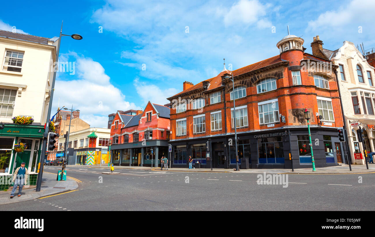 Liverpool chinatown nelson street hi-res stock photography and images ...