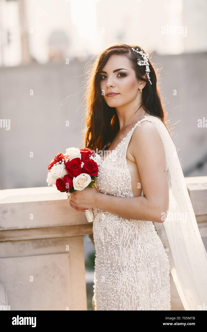 Bride in the city hi-res stock photography and images - Alamy