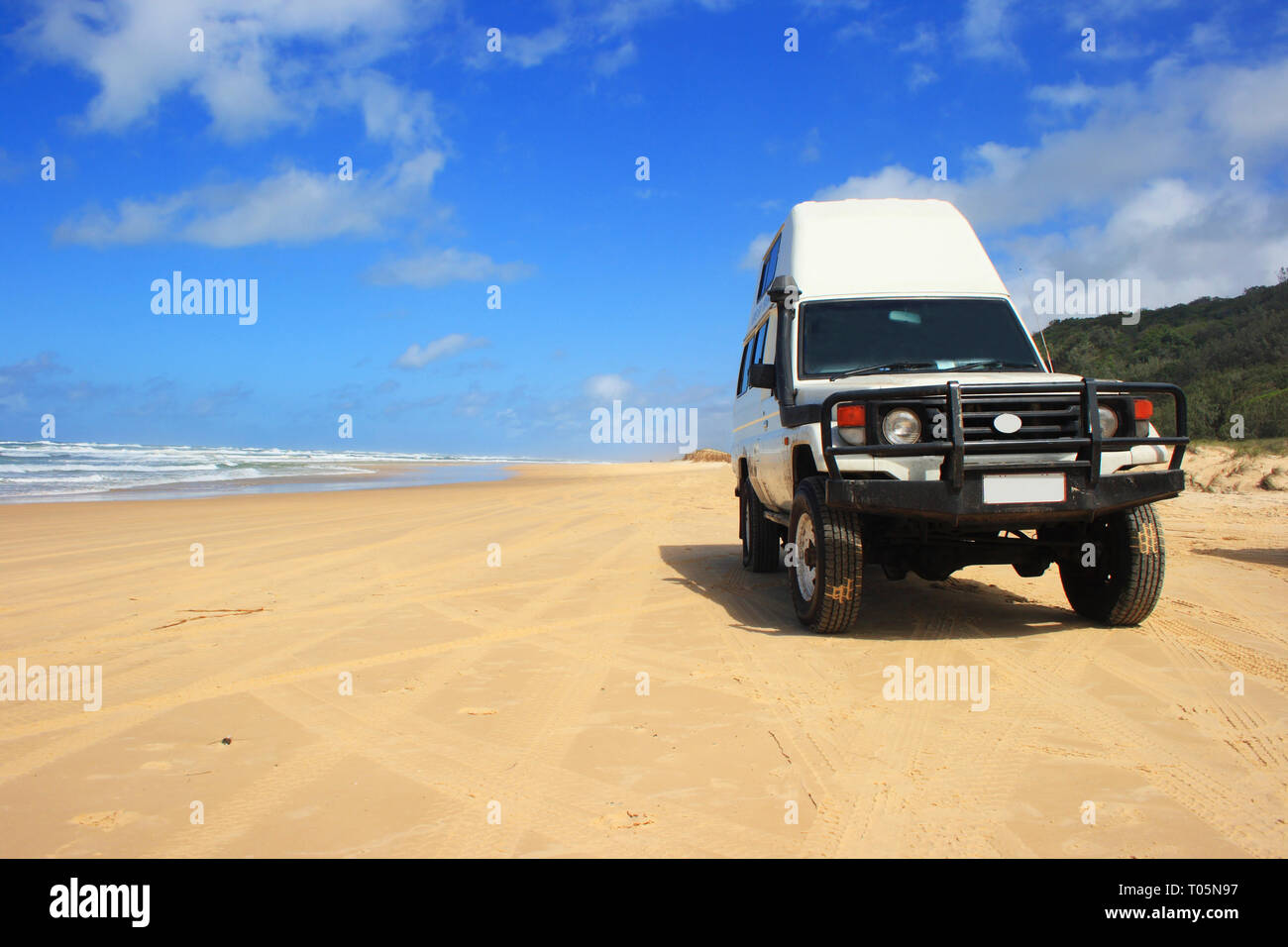 Land rover australia hi-res stock photography and images - Alamy
