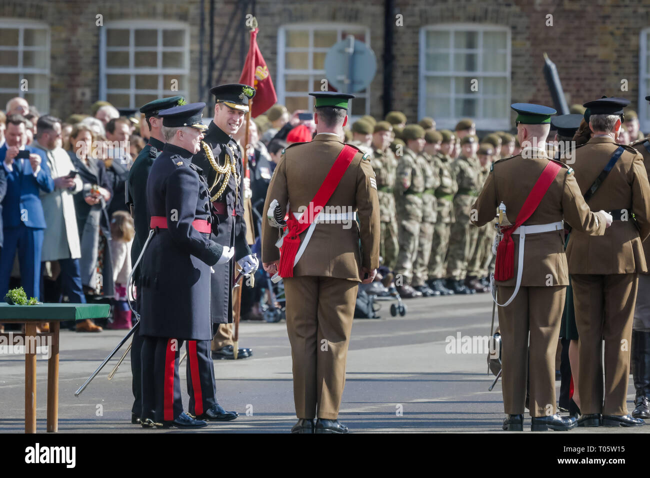 Colonel irish guards hi-res stock photography and images - Alamy