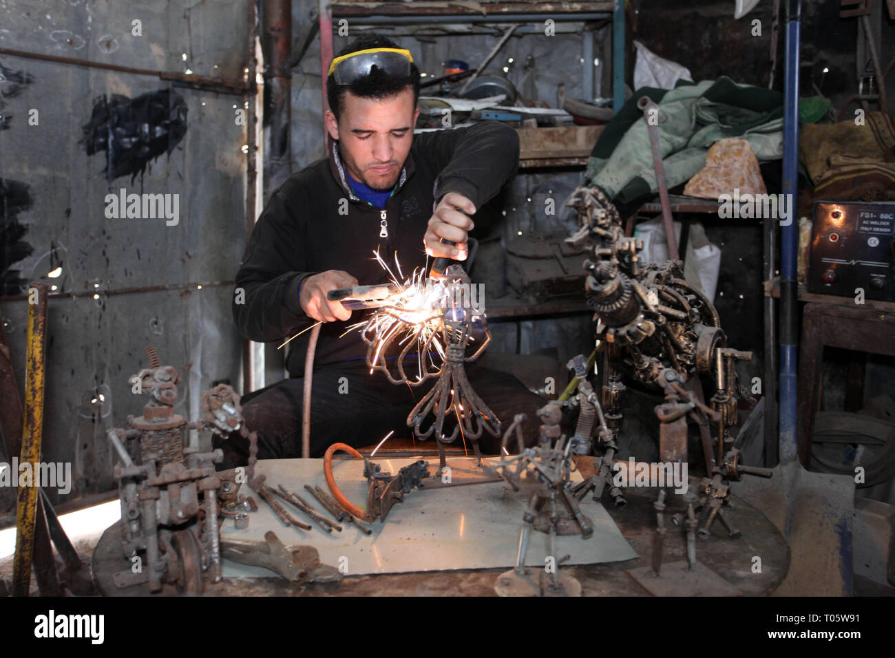 Gaza City, Gaza Strip, Palestinian Territory. 17th Mar, 2019. Anas ...