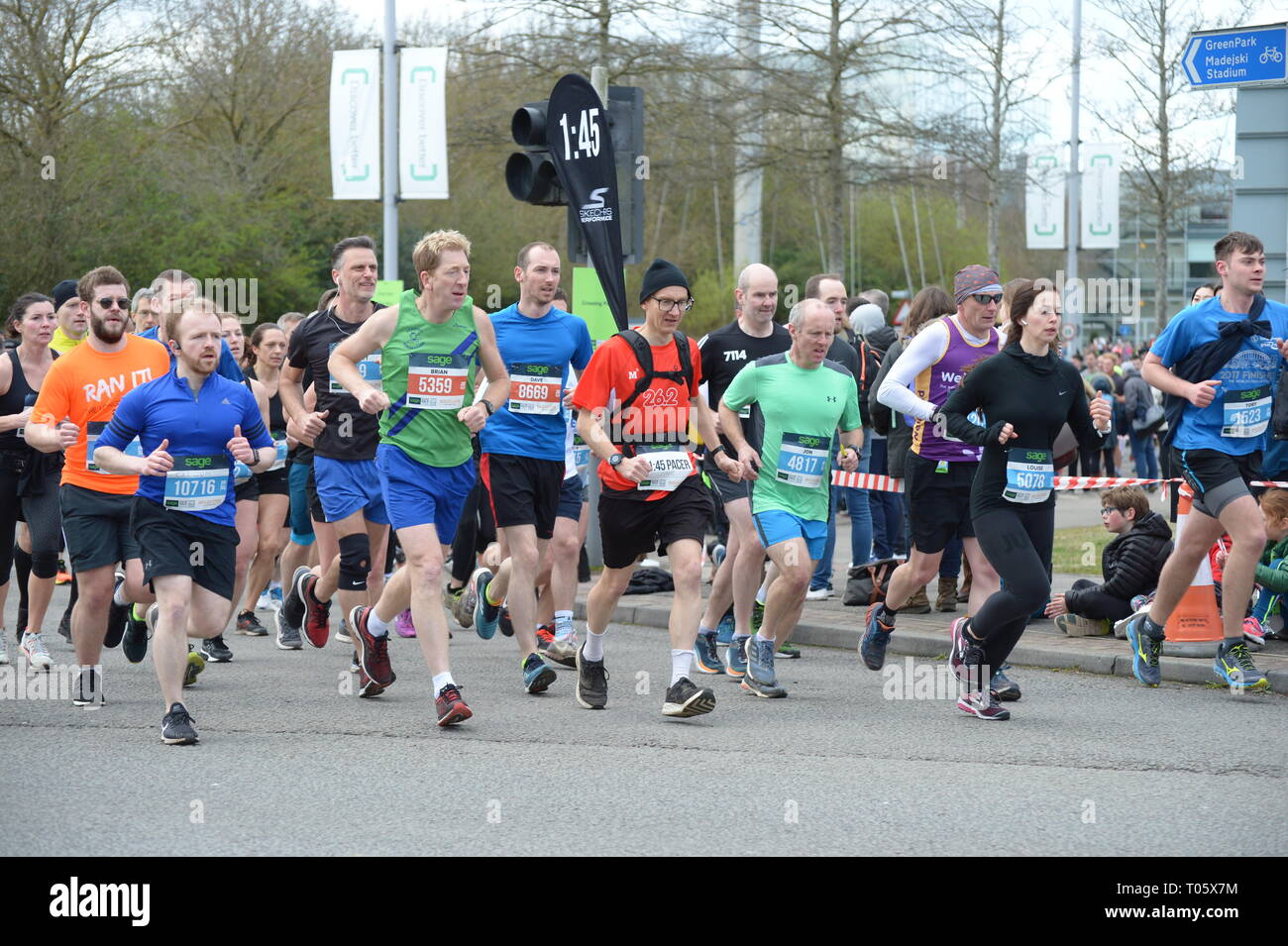 Reading marathon hi-res stock photography and images - Alamy