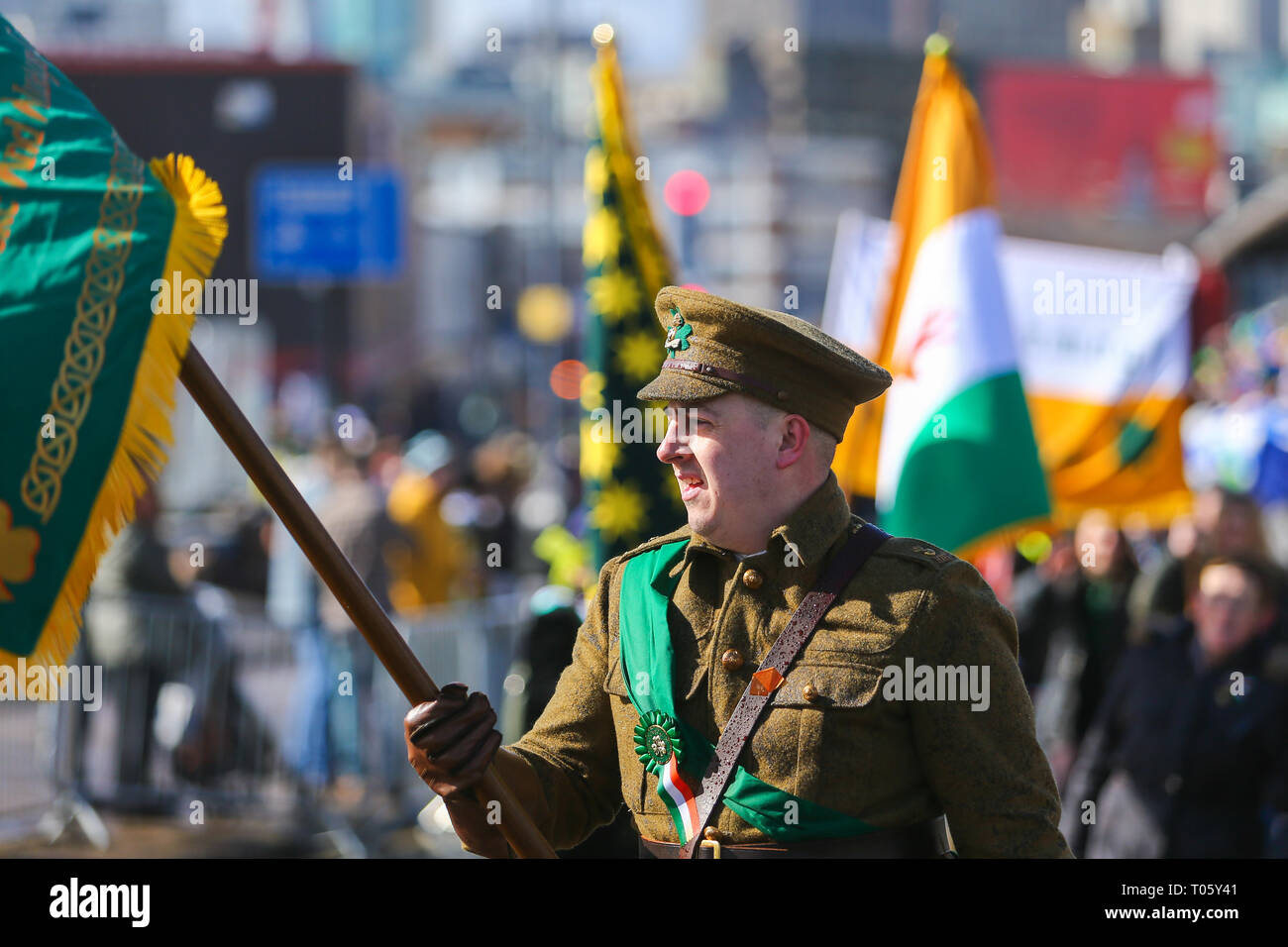St Patricks Day parade, Birmingham UK Stock Photo - Alamy