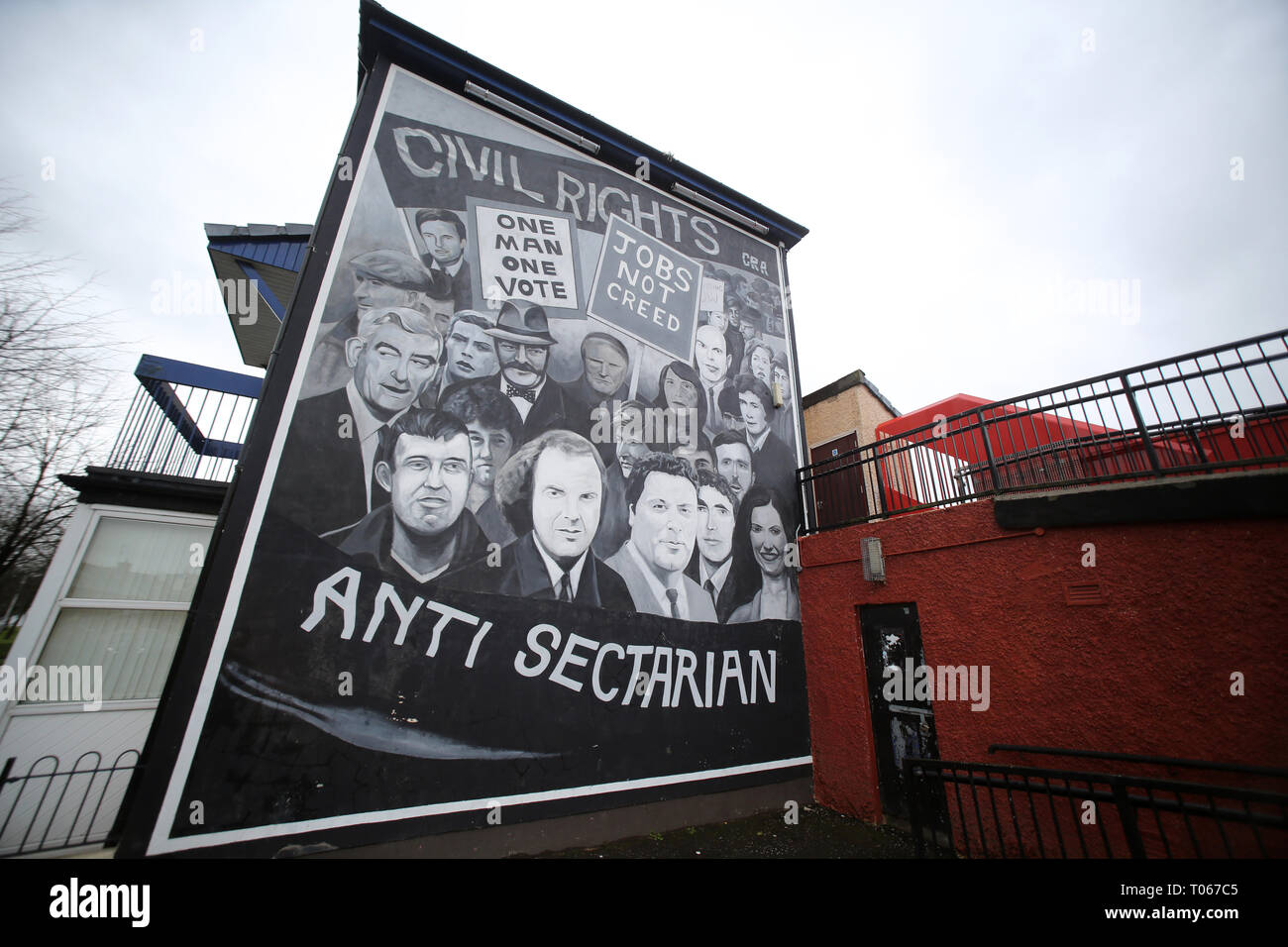 Northern ireland derry march 1968 hi-res stock photography and images ...