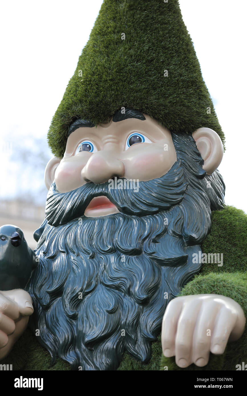 London, UK. 17th March, 2019. Large gnome at the St Patrick's Day ...