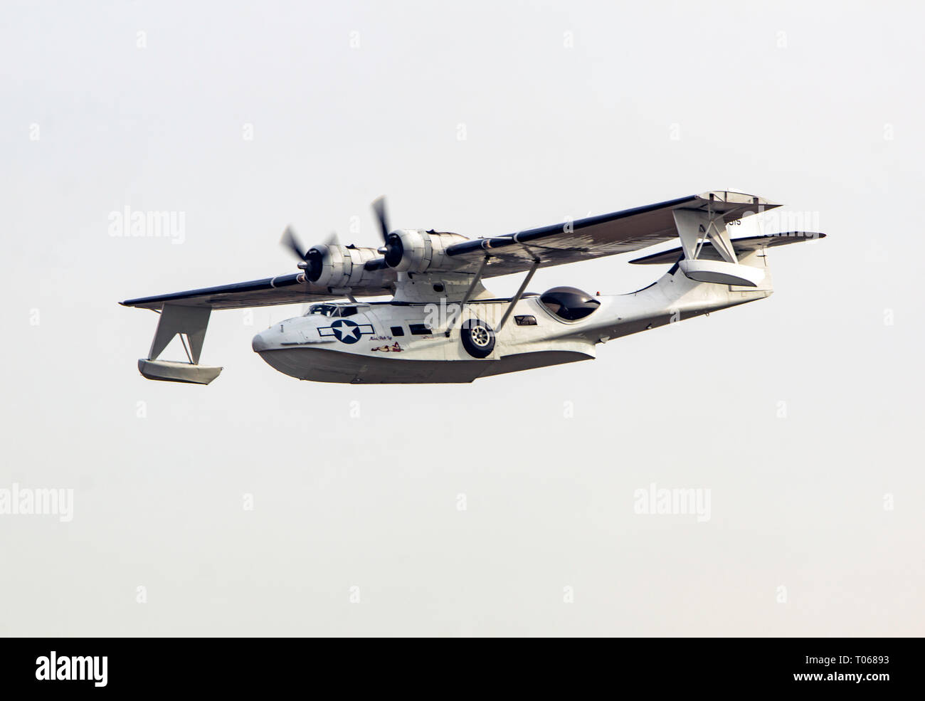 Vintage usn catalina flying boat hi-res stock photography and images ...