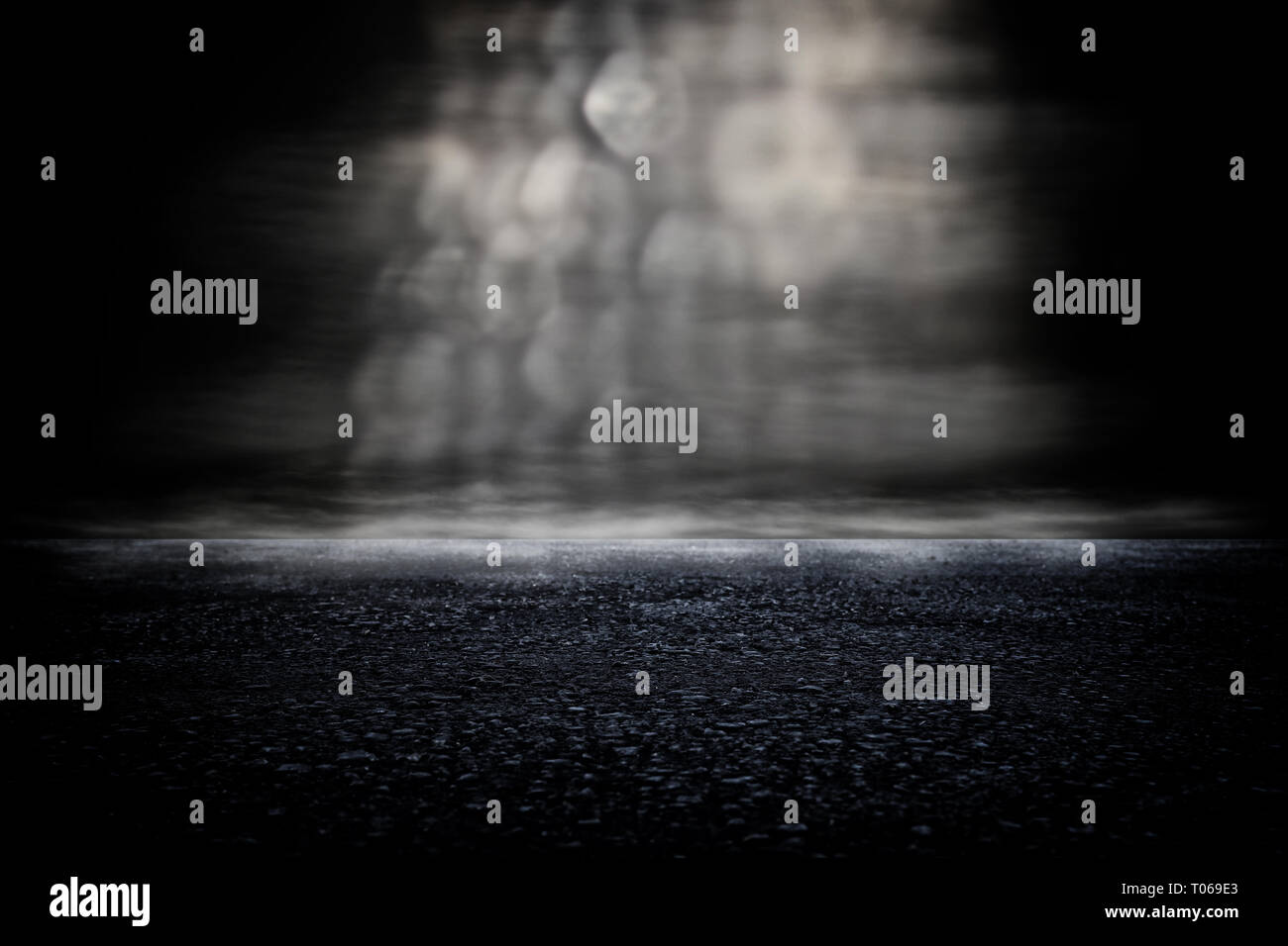 Spotlight over concrete floor. dark black background Stock Photo - Alamy