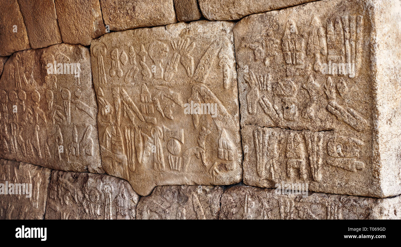 Hattusa hittite hieroglyphics hi-res stock photography and images - Alamy