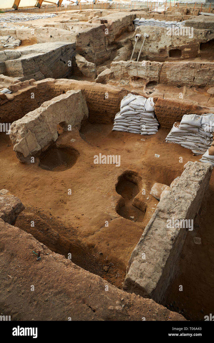 Mud Brick Houses High Resolution Stock Photography and Images - Alamy