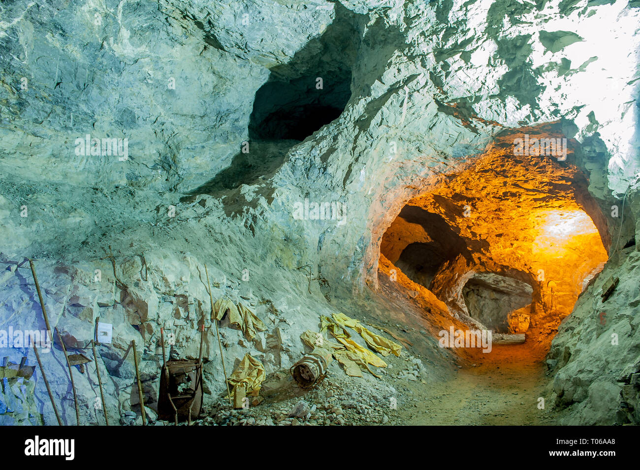 old mining mine for metal extraction Stock Photo - Alamy