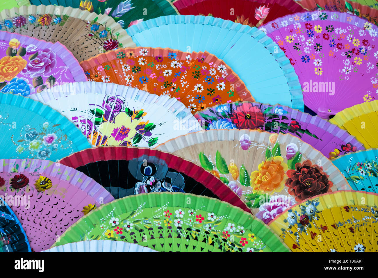 Traditional Spanish Fans Stock Photos & Traditional Spanish Fans Stock ...