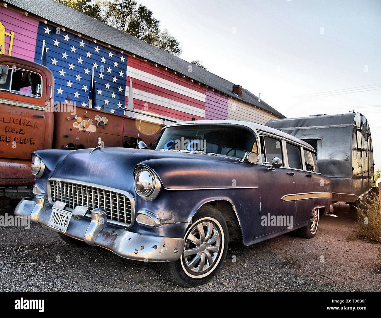 Automobiles hi-res stock photography and images - Alamy