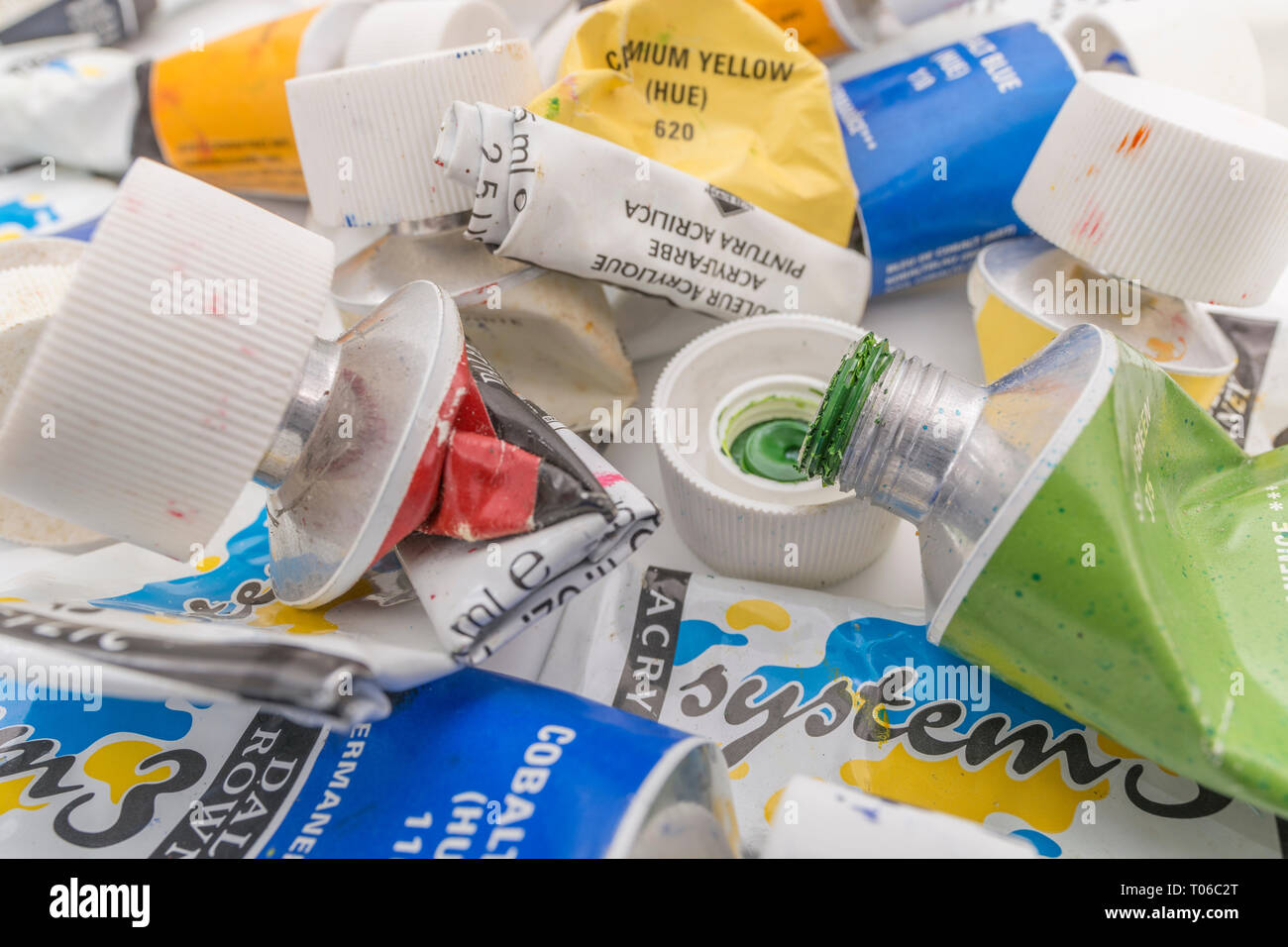 Squashed paint hi-res stock photography and images - Alamy