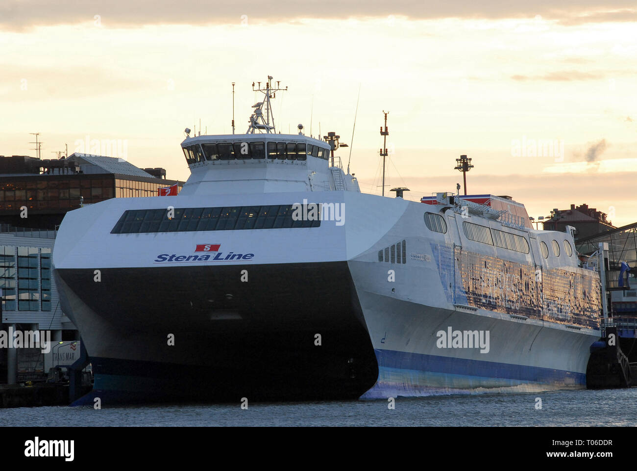 Stena HSS 900 Stena Carisma high-speed craft on Stenas Danmarksterminal ...