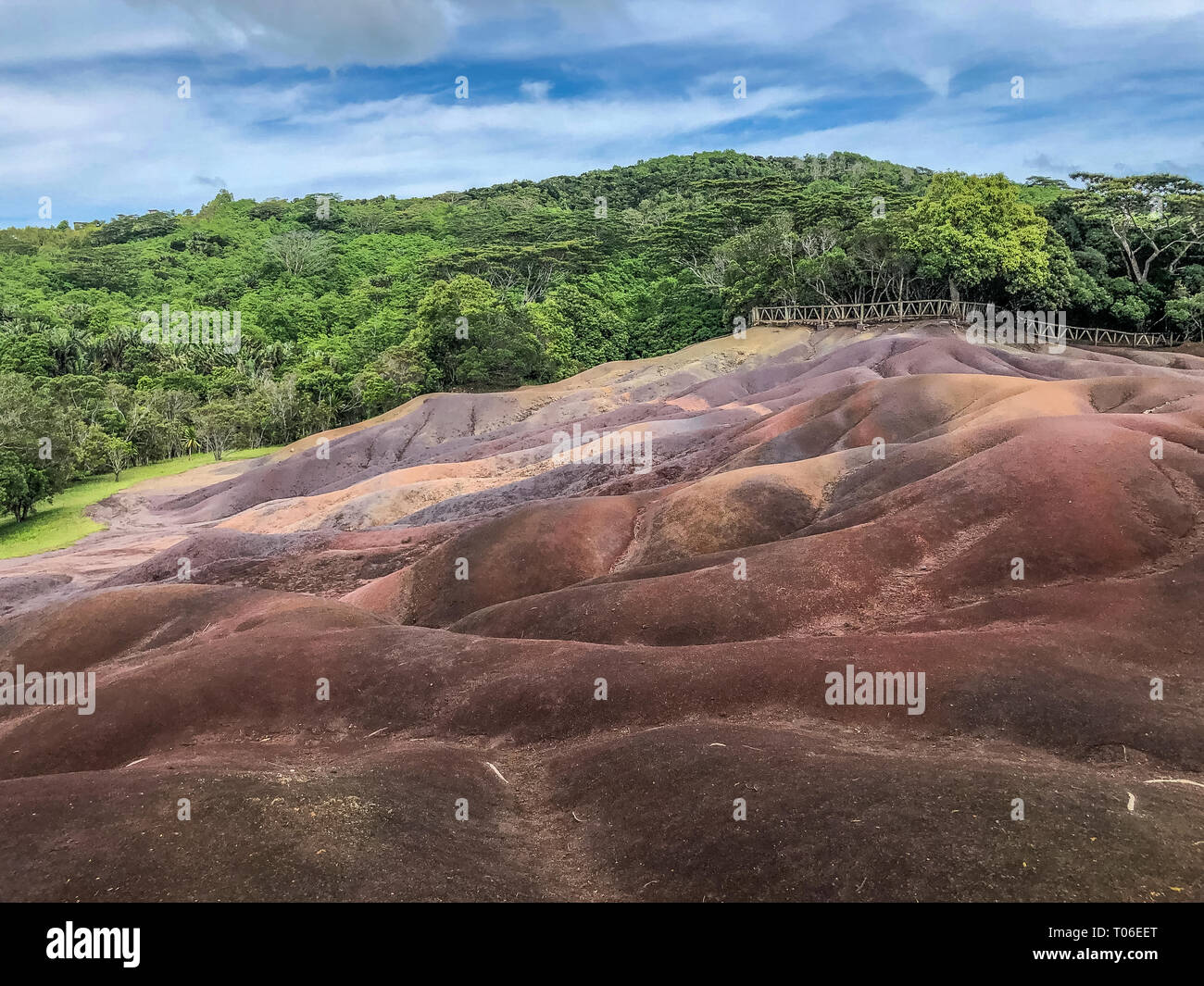 Seven coloured earth on chamarel hi-res stock photography and images ...